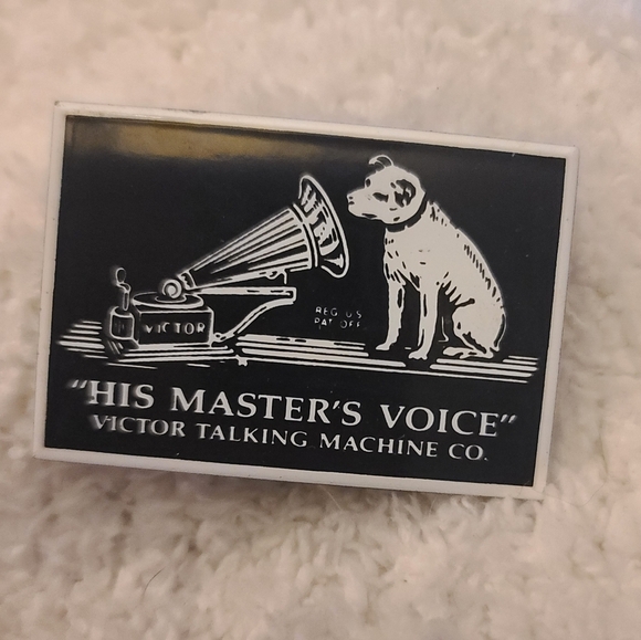 Accents | Vintage Victor Talking Machine The Masters Voice Dog Enamel ...